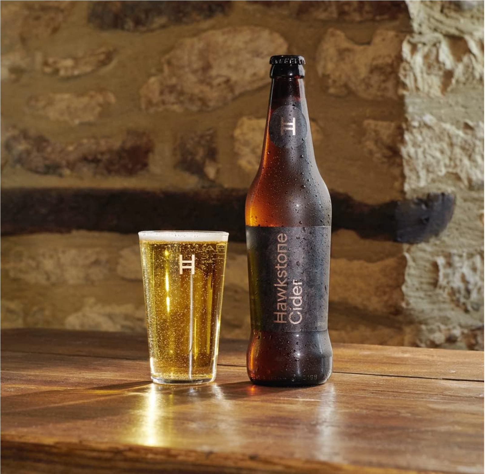 Hawkstone Cider 12x500ml – Diddly Squat Farm Shop